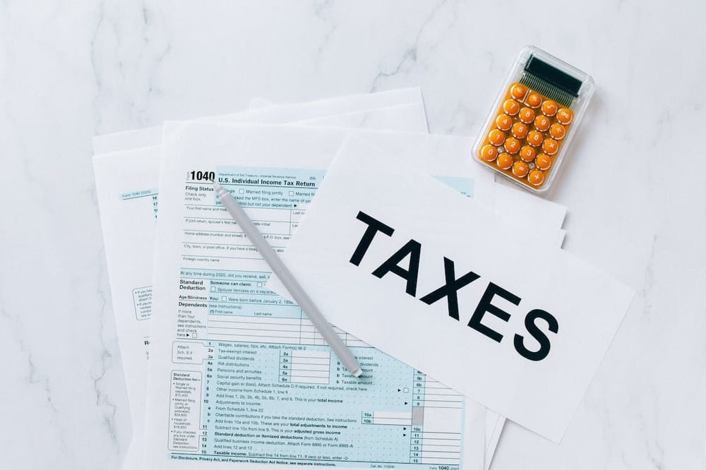 What Is a 1098-T? A Guide to Understanding this Tax Form | Bold.org