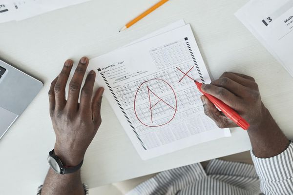 What Is a Passing Grade in College in 2025? | Bold.org